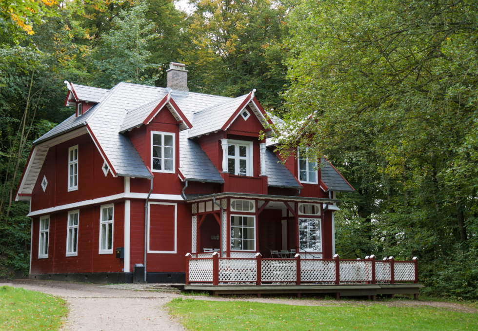 CertainTeed Roofing Shingle Colors To Match Red Siding